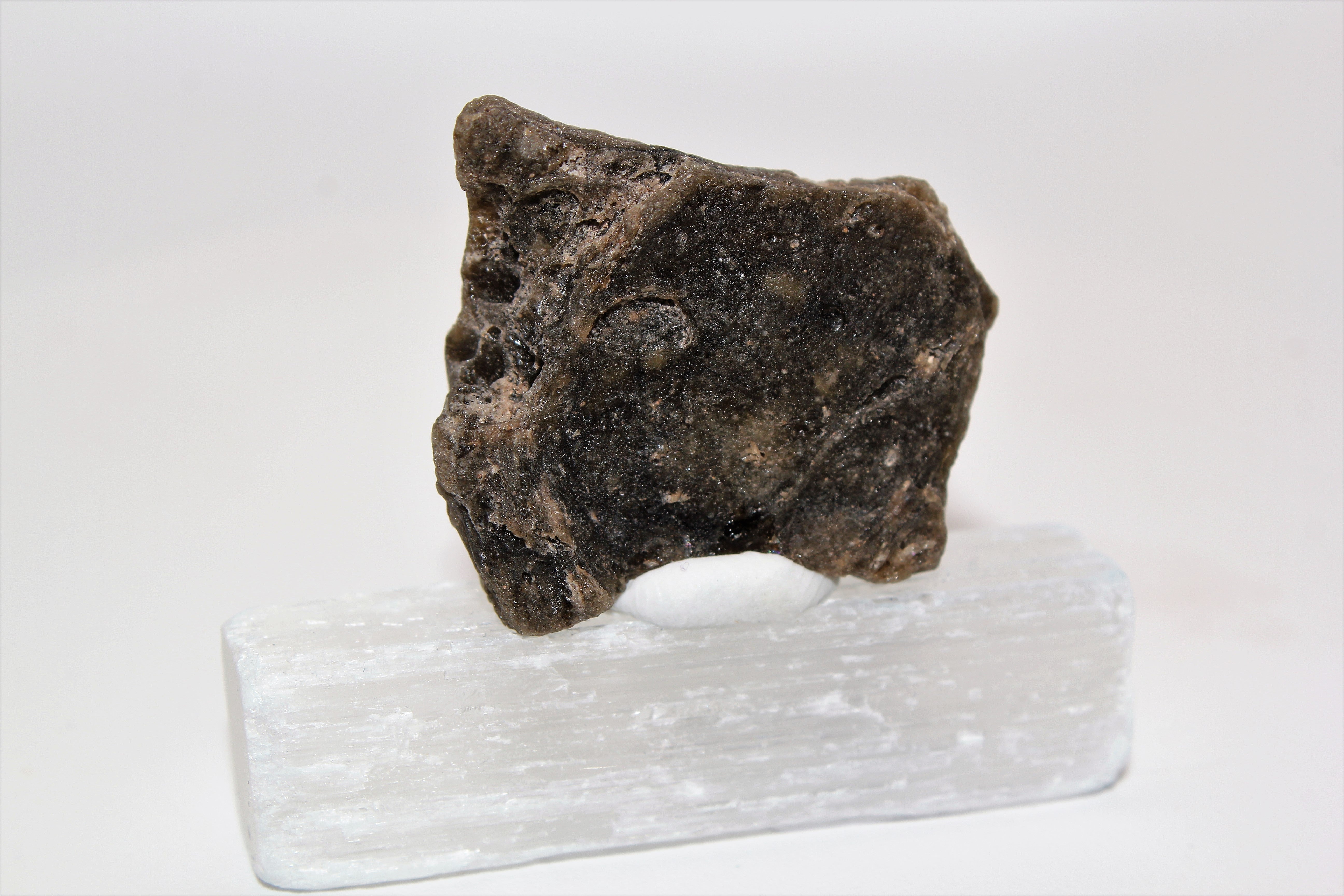 Darwin Glass - Buy your Crystals Online Now at Khajiit Wares™